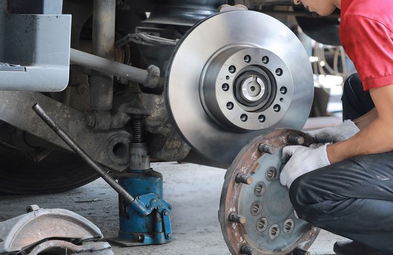 Wheel Hub Buying Guide for Trucks and Heavy Vehicles - GPK Truck